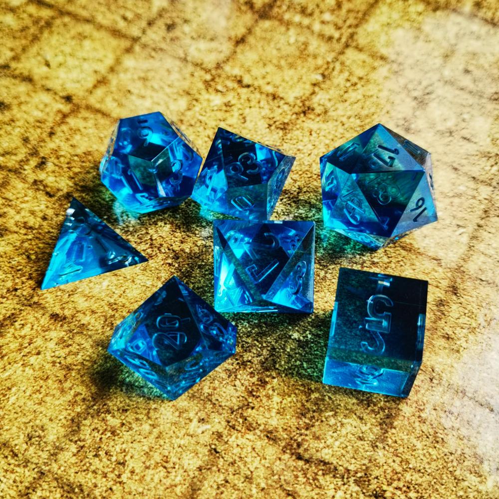 BESCON DICE Crystal Clear (Unpainted) Sharp Edge DND Dice Set of 7 ...