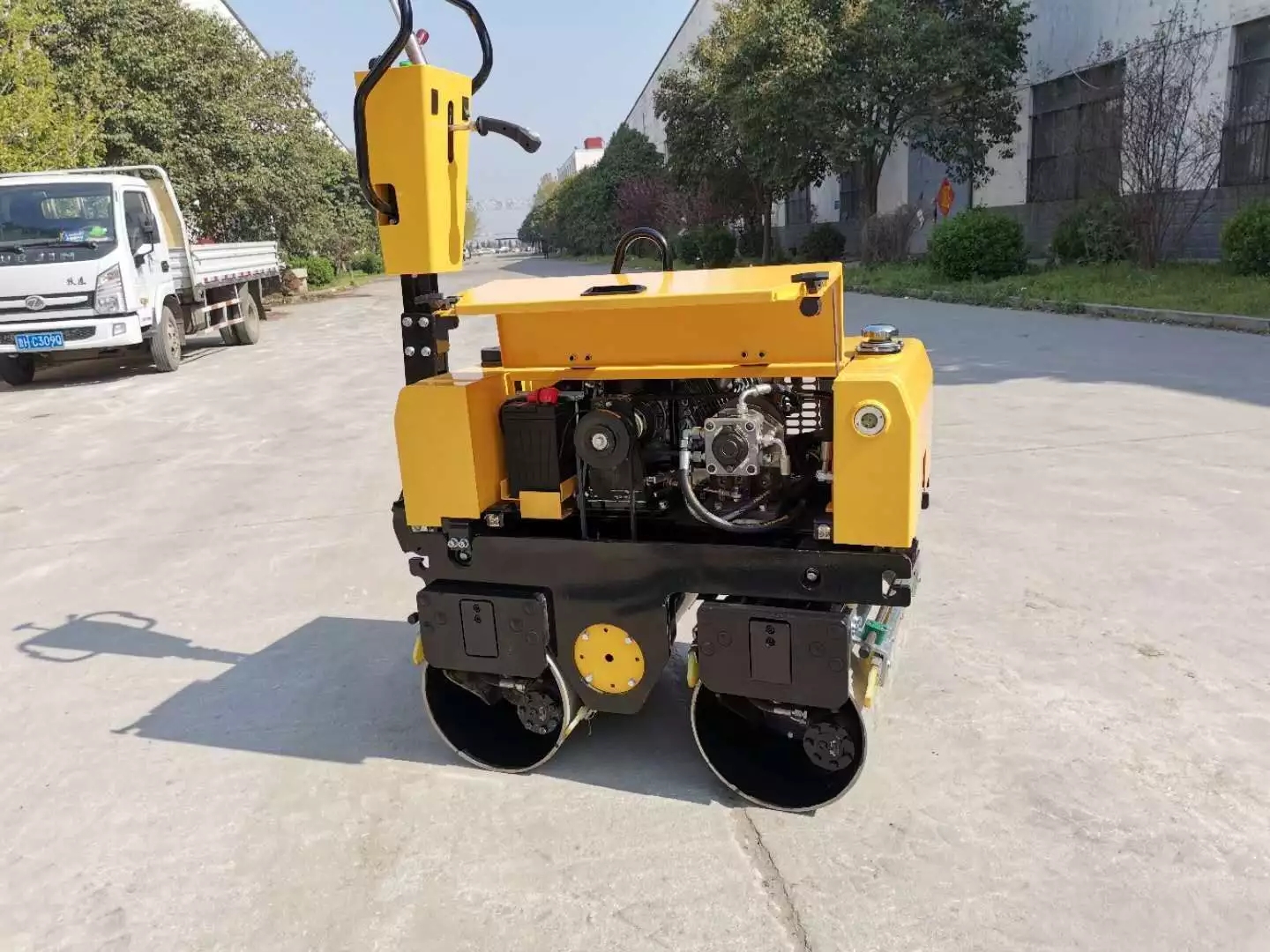 Electric Soil Compactor ลูกกลิ้งเครื่องจักรก่อสร้าง คุณภาพสูง Electric ...