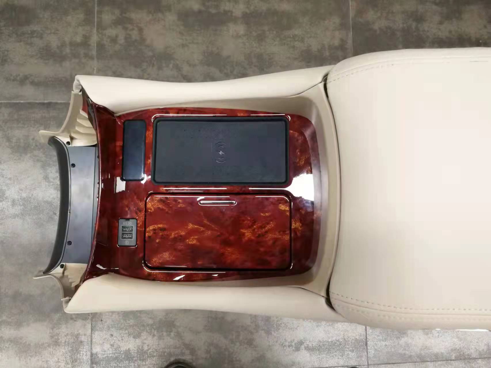 Welll 설계 팔걸이 상자 및 냉장고, Bossgoo.com의 고품질 Welll 설계 팔걸이 상자 및 냉장고