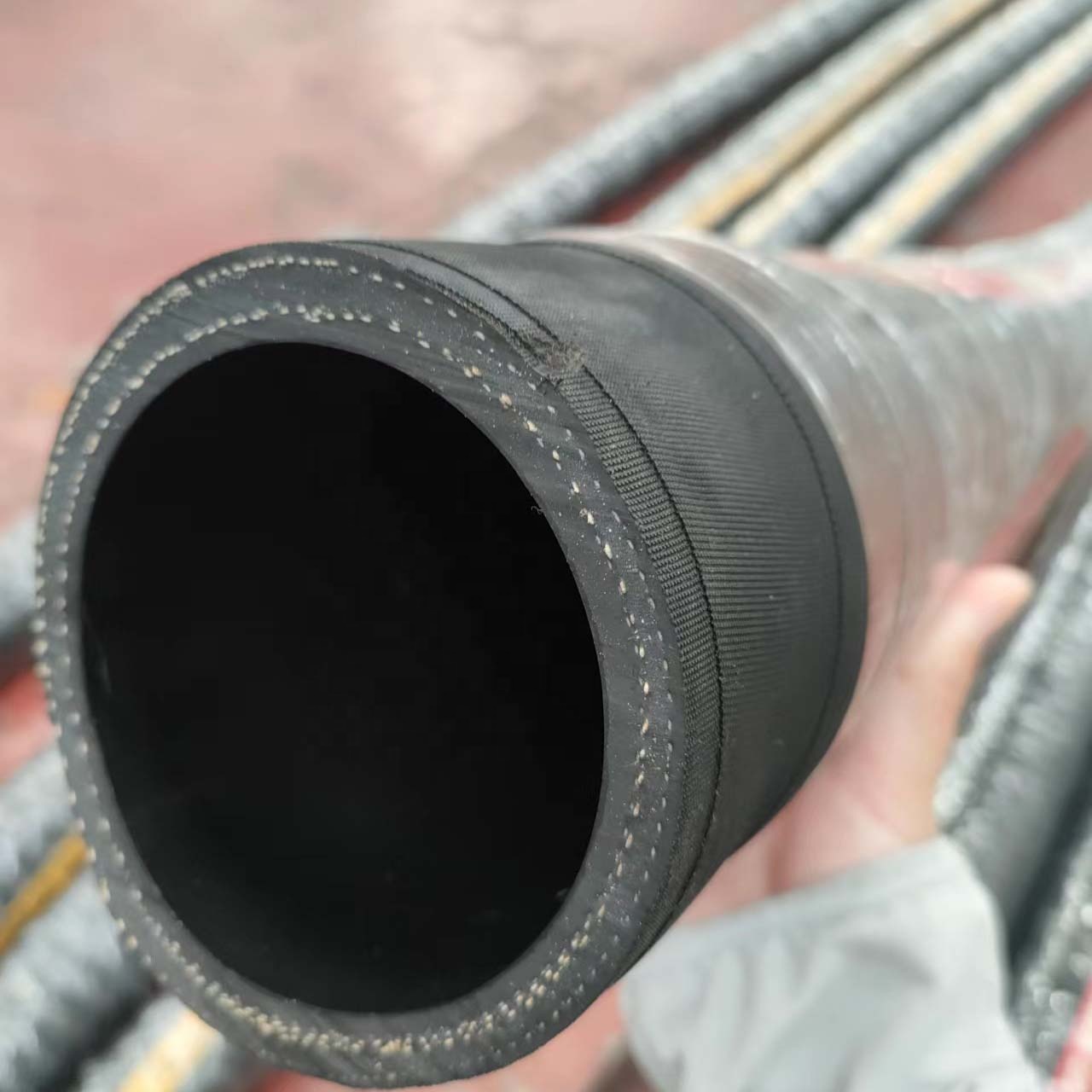 Sbr Rubber Dry Material Feeding Hose For Material Handling, High ...