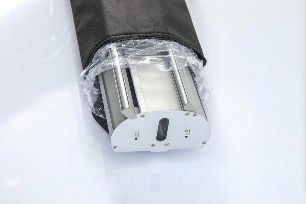 Economy Silver Broad Base Roll up Banner Stand exporters