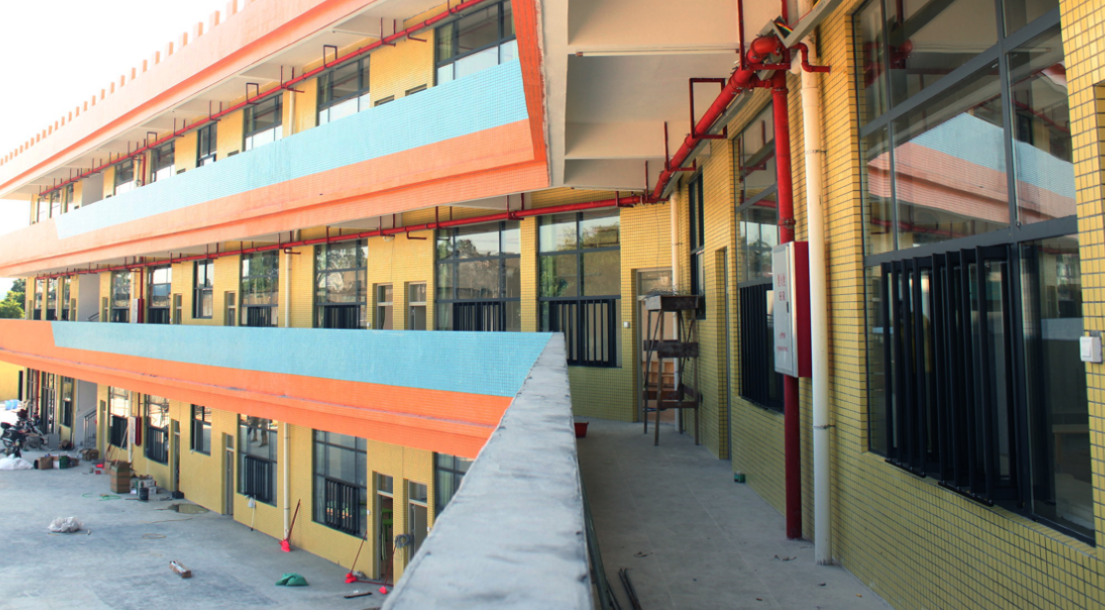 Introduction of aluminium profile twist window