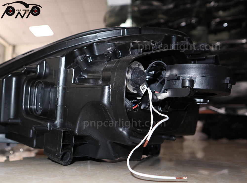 LED matrix headlight for Porsche Cayenne 958.2 Supplier, Supply Various ...