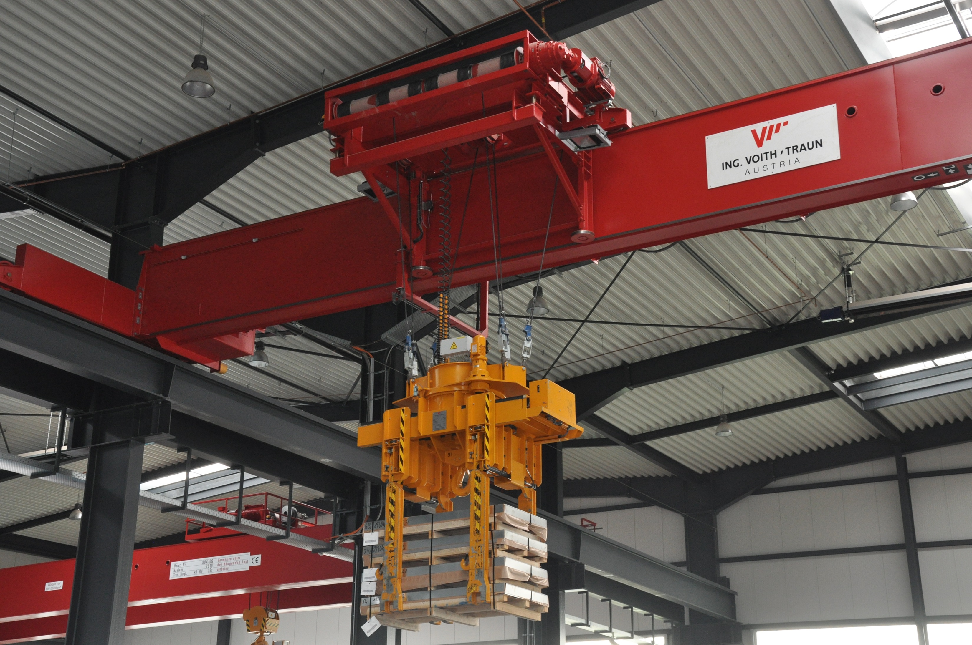 Rail Mounted Stacking Cranes, High Quality Rail Mounted Stacking Cranes ...
