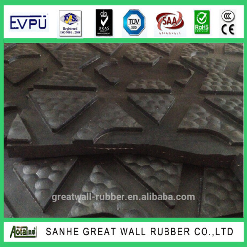 China Safety Cow Horse Barn Stall Rubber Flooring /horse Trailer Rubber ...