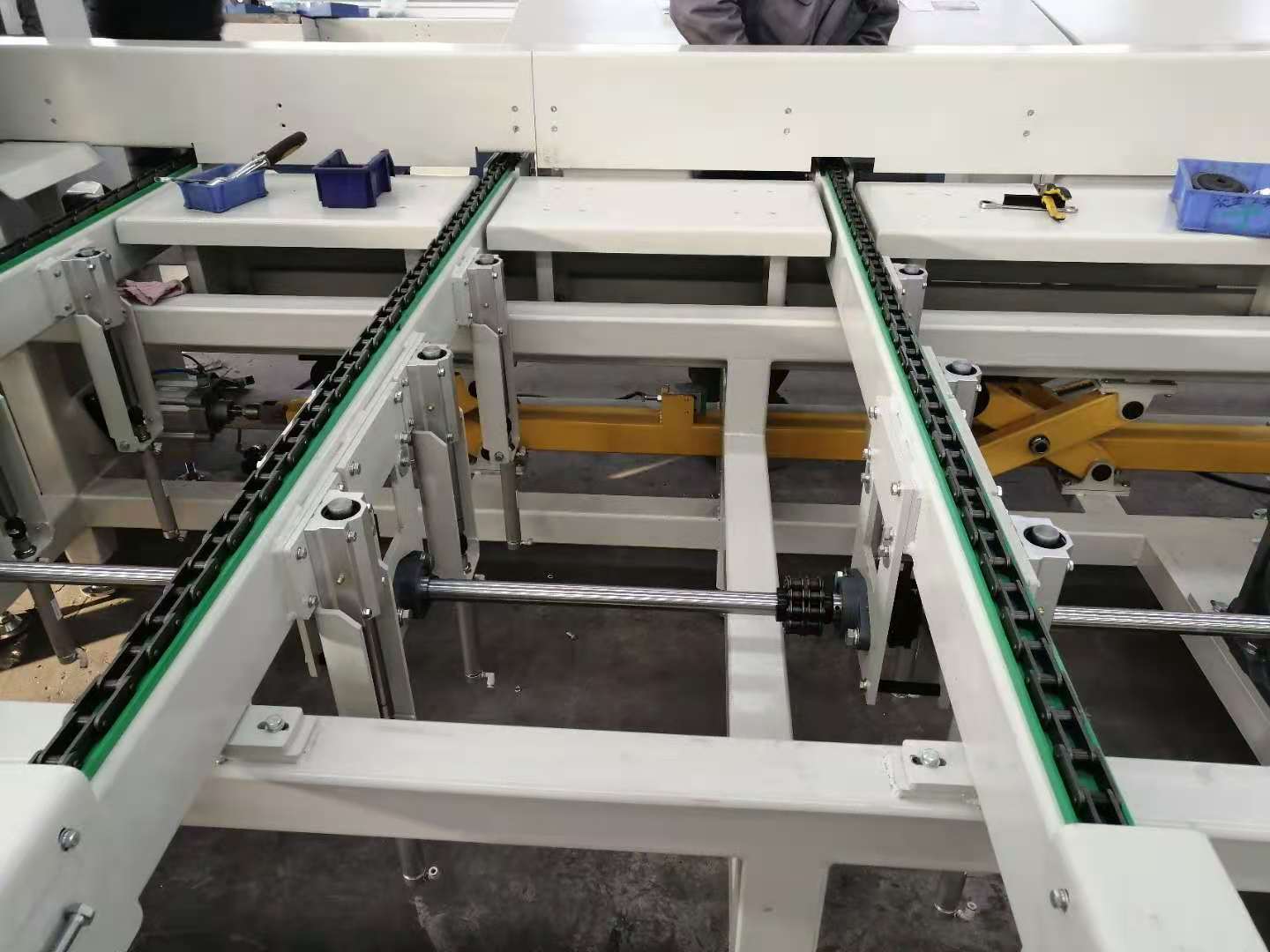 Cnc Timber Cutting Machinery: Automatic Pallet Cutting Saw - High ...