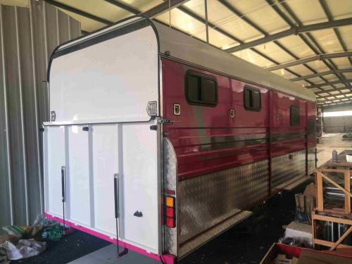 Horse Float With Kitchen, High Quality Horse Float With Kitchen on ...