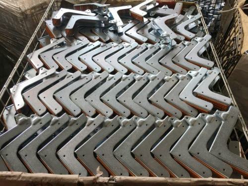 Aluminum Cargo Securing Bar With Two Adjustable F Clips On Each End ...