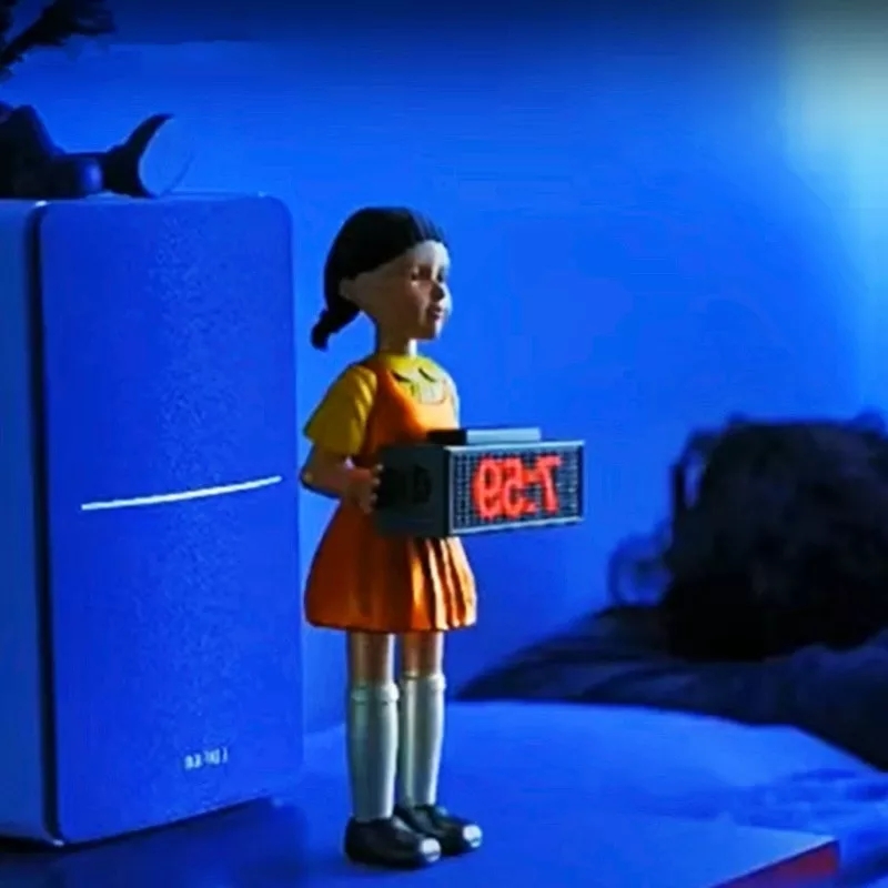Squid Game Alarm Clock Fires Bullets To Wake You Up Red Light Green ...