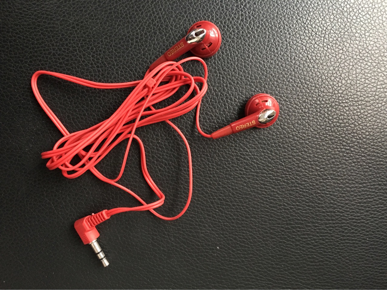 Silver Spray Painted Red Lettering Aviation Headphones, High Quality ...