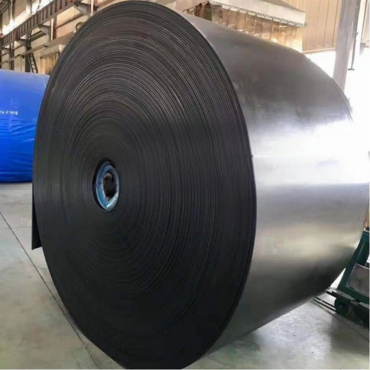 Choose The High Quality Rubber Conveyor Belt with Self-Cleaning EP200 etc.
