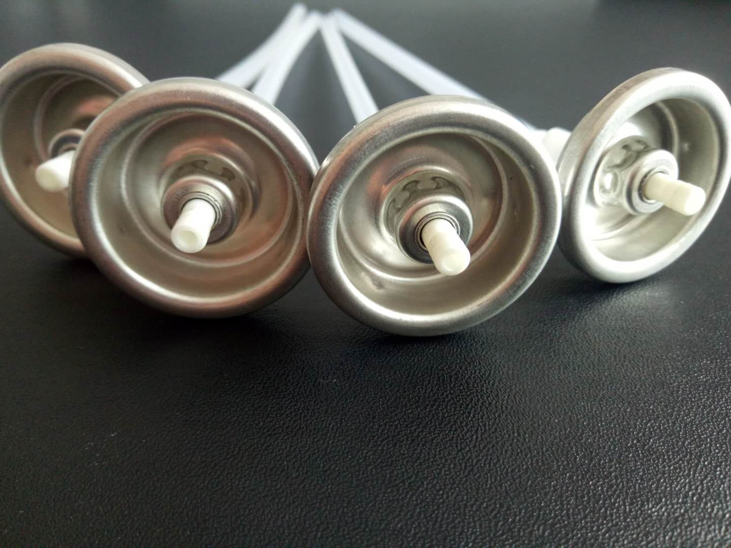 360 Degree Female Valve For Aerosol Spray Can, High Quality 360 Degree ...