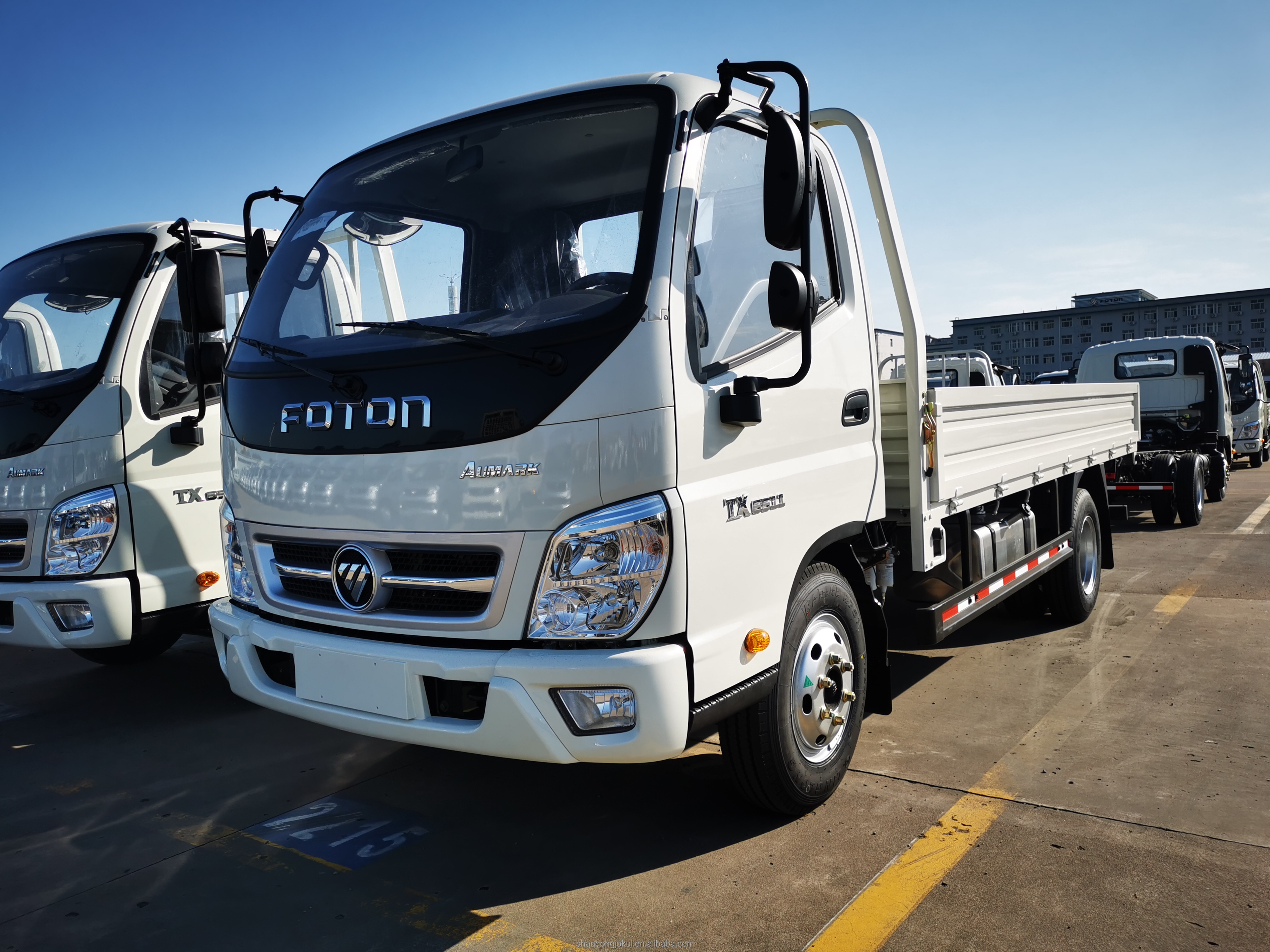 Foton Aumark 3 Tons Light Cargo Truck With Single Cabin And 2.771l ...
