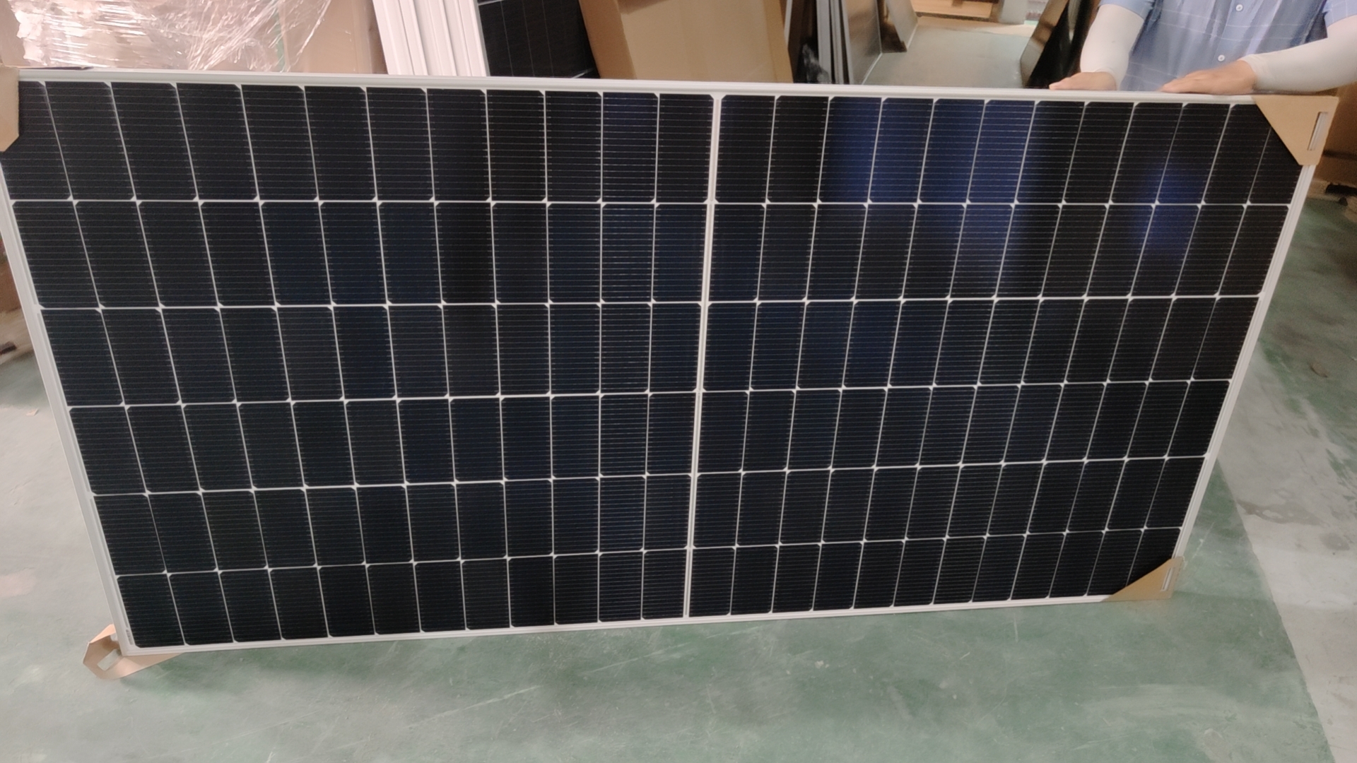 Jinko High Power Solar Panels - Affordable Pv Modules 500w-555w, High ...