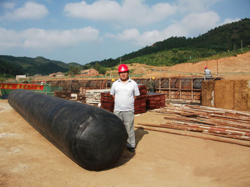 Pneumatic Inflatable Rubber Mandrel For Culvert, High Quality Pneumatic ...