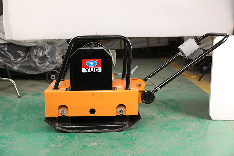 Handy Machinery Plate Compactor Hydraulic Diesel Vibrator Plate ...