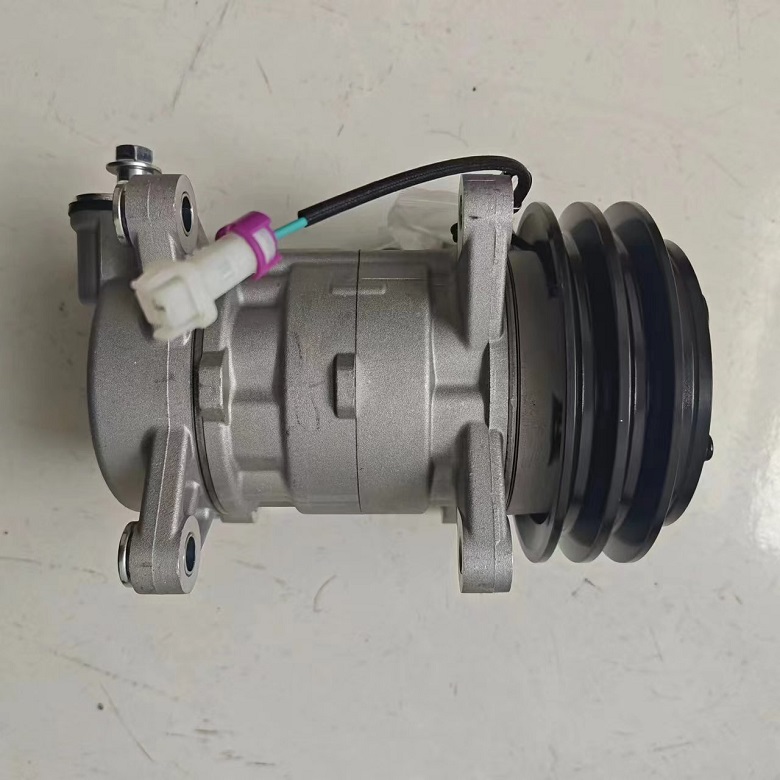 Shantui Sg21grader Air Conditioning Compressor 114u-58-10000, High ...