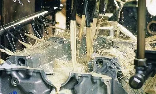 Five tips let you say goodbye to the stench of cutting fluid!