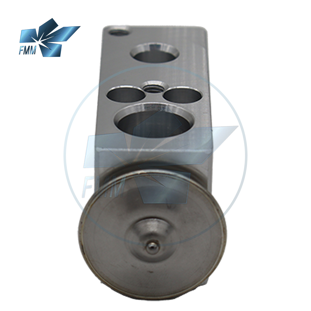Car Air Conditioner Expansion Valve For Peugeot 4008 - 16 142 554 80 ...