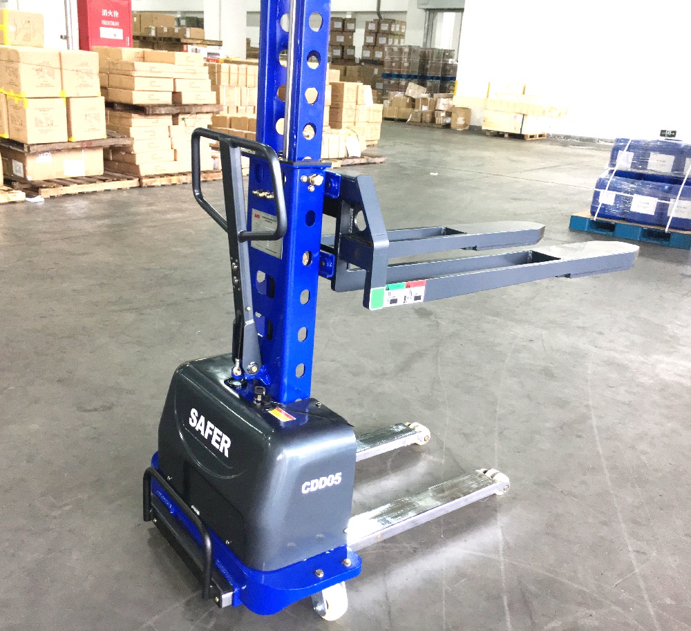 500kg Capacity Electric Portable Pallet Lift Forklift Stacker For 1m X ...