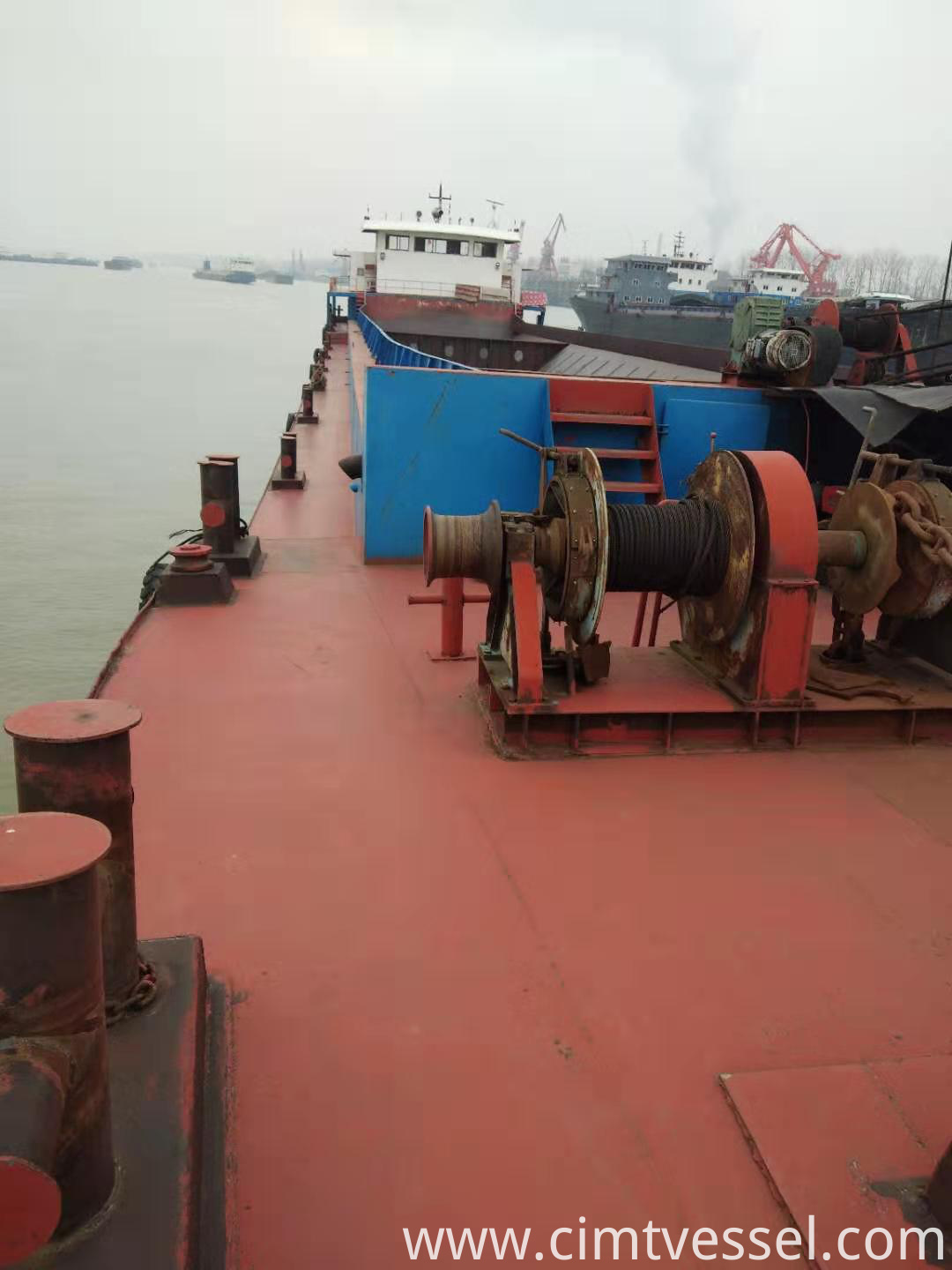 3300T Self unloading sand vessel build in 2014 China Manufacturer