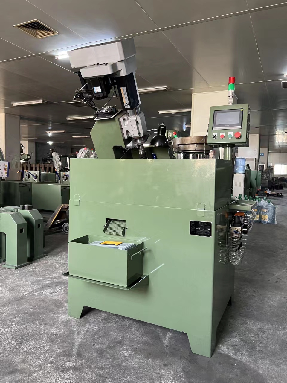 High Speed Automatic Tapping And Screw Thread Making Machine, High ...