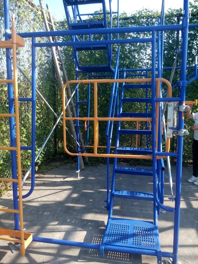 Scaffold Safety Gate With Swing Frame, High Quality Scaffold Safety ...