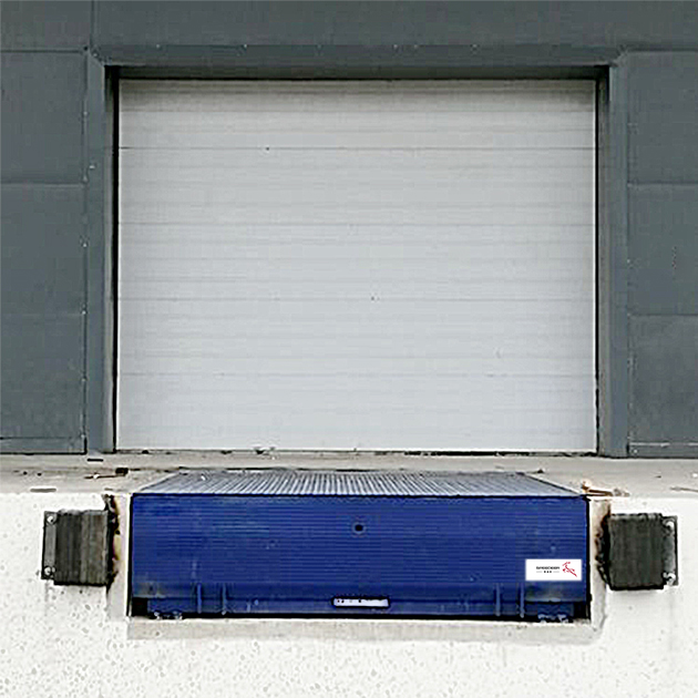 Cold Storage Forklift Dock Leveler For Mobile Containers, High Quality ...