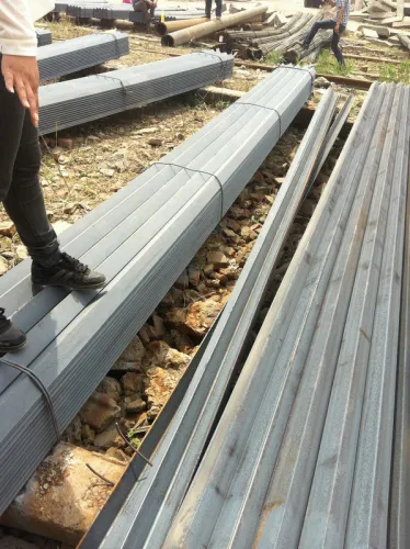 Jis Ss400 Equal Threaded Ribbed Steel Angle Bar Forged Welded , Hot Dip ...