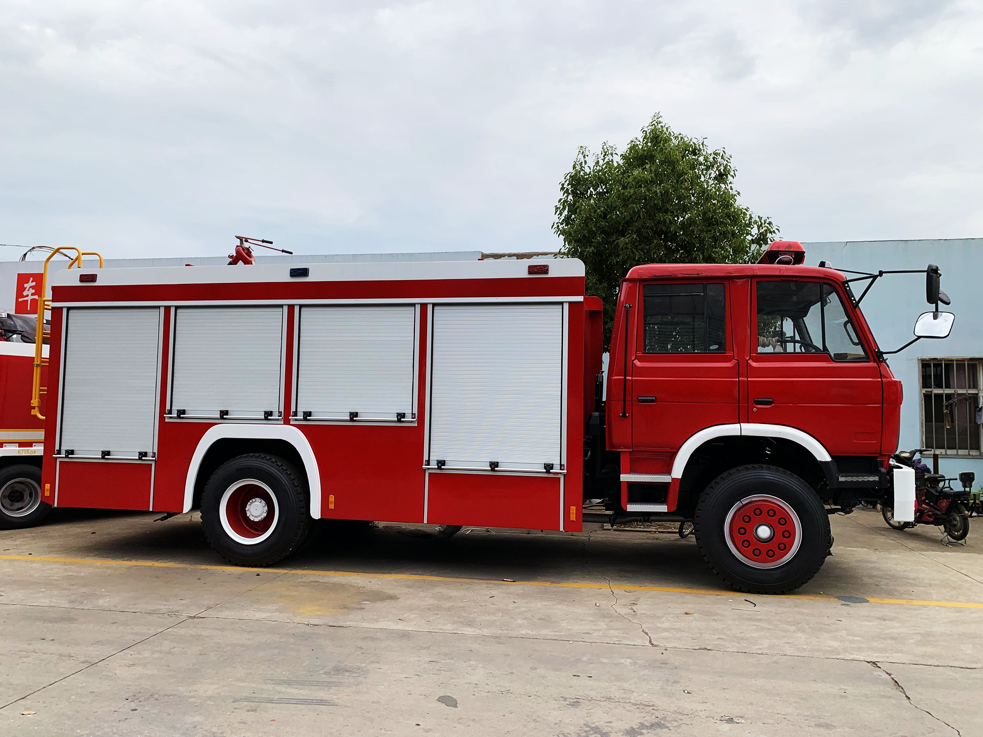 Dongfeng Double Cab Antique Fire Trucks For Sale, High Quality Dongfeng ...