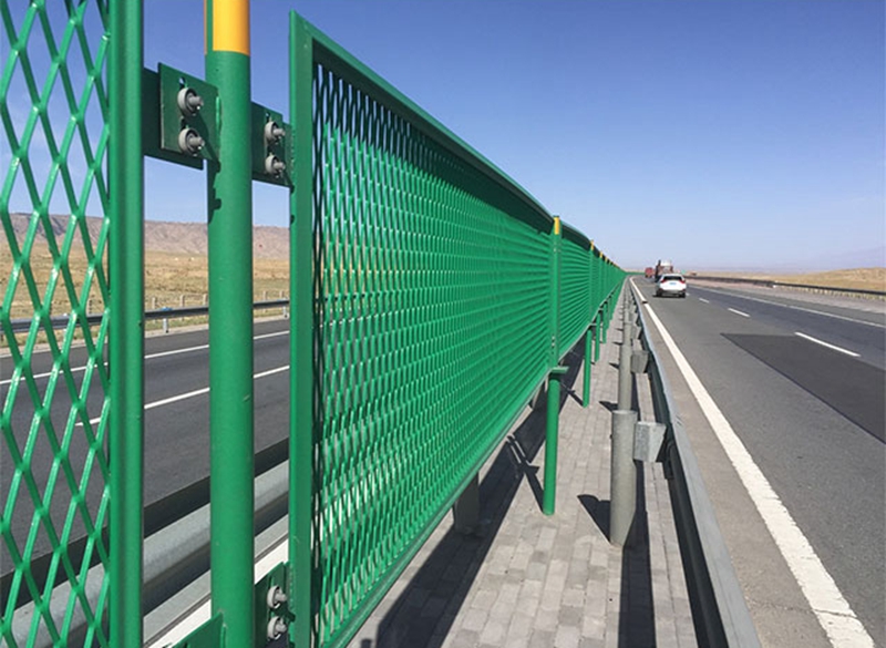 Security Gate Fencing Panels Expanded Metal Mesh Fence, High Quality ...