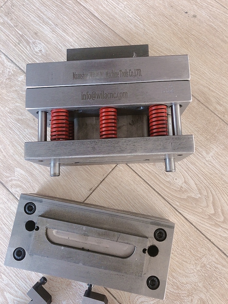 Pre-punched Louver Mould For Press Brake, High Quality Pre-punched ...