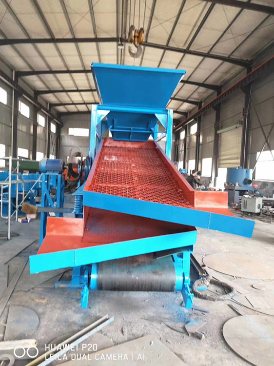 Linear Vibrating Sieve: Factory Custom Screening Separator Machine ...