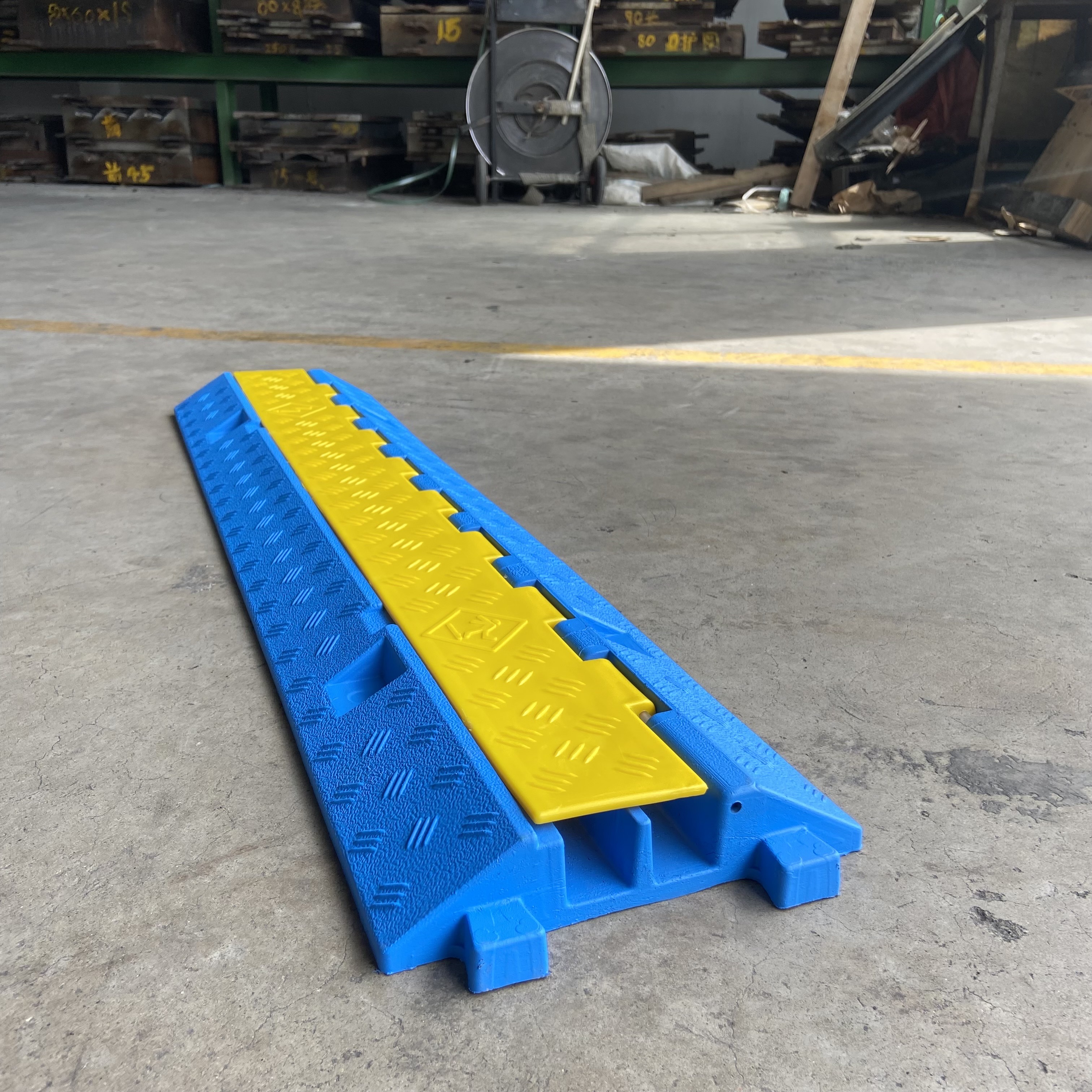 2 Channel Cable Protector Ramp, High Quality 2 Channel Cable Protector ...