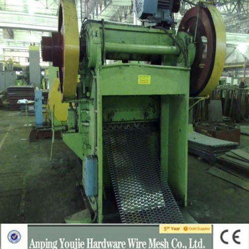 Expanded Metal Mesh Machine, High Quality Expanded Metal Mesh Machine ...