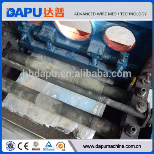 Expanded Metal Mesh Making Machine, High Quality Expanded Metal Mesh ...