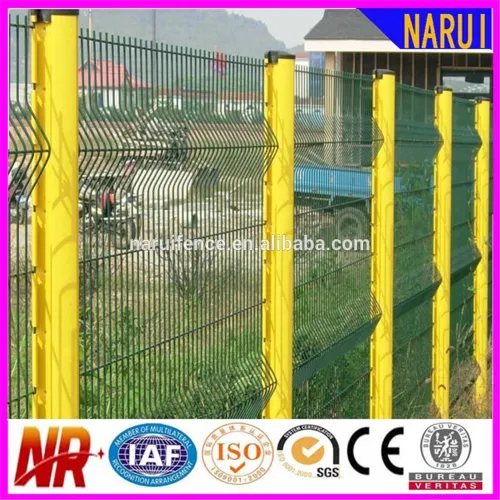 Polyester Welded Wire Mesh Panel Fence, High Quality Polyester Welded ...