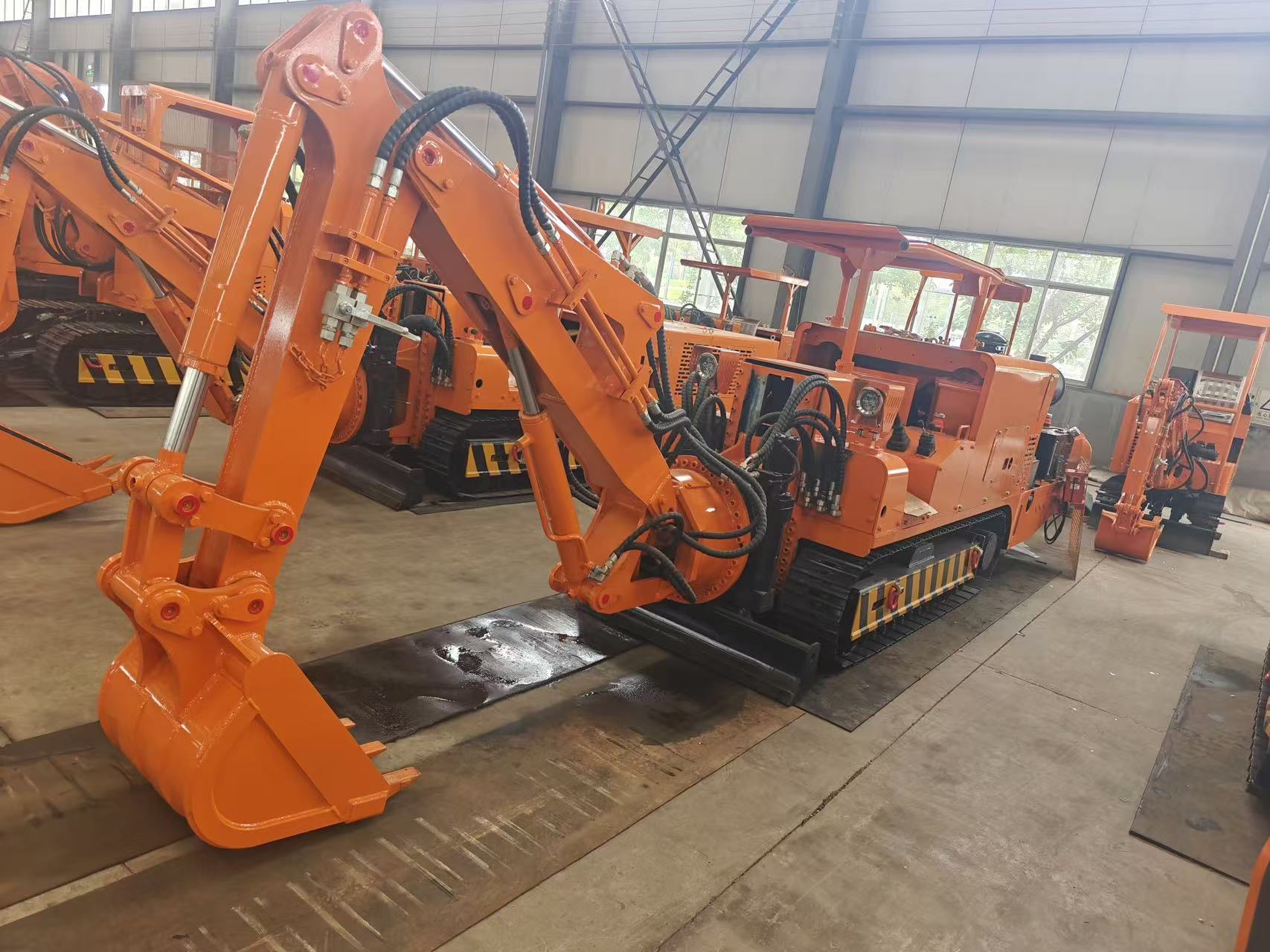 Excavator Tunnel Sweeping Brush: Mechanical Cleaner For Efficient ...