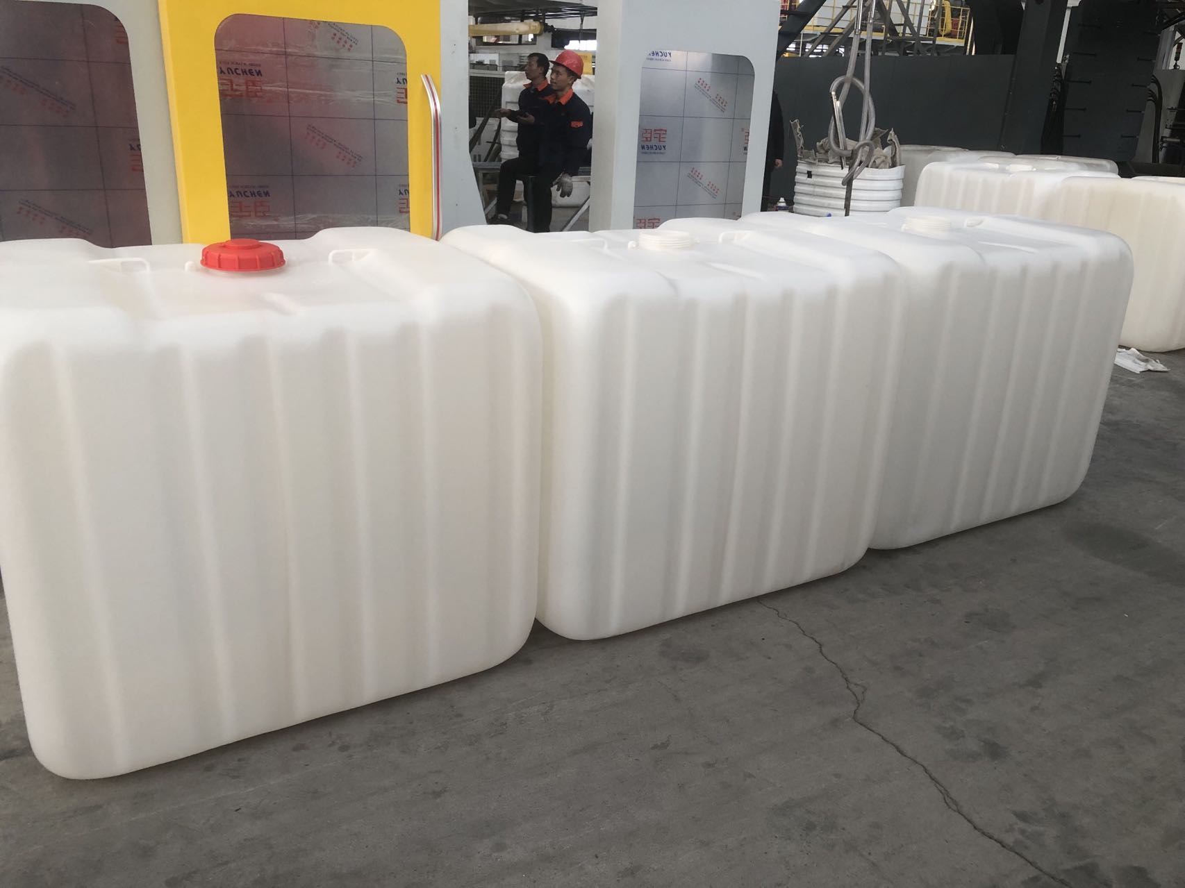 1000 Liters Ibc Tank Making Machine: Plastic Container Totes Blow ...