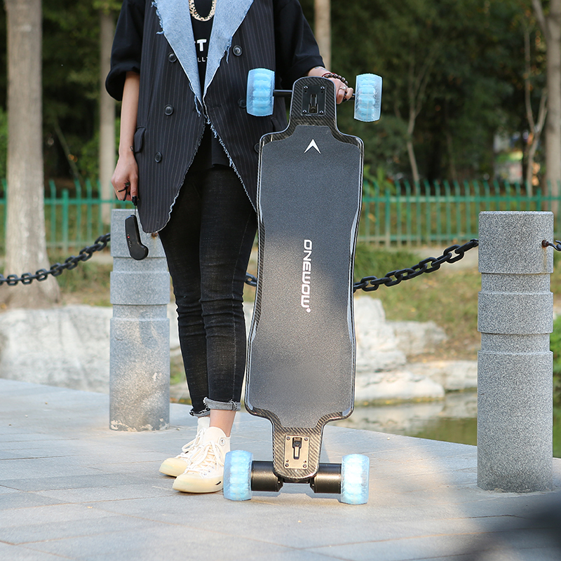 Hot Sales Carbon Deck Direct Drive Electric Skateboard, High Quality ...