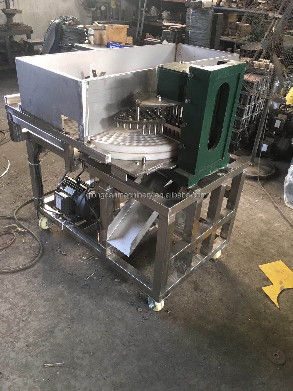 Date Palm Seed Removing Machine, High Quality Date Palm Seed Removing ...