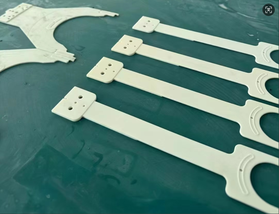 Ceramic Robotic Arm: The Perfect Worker for Wafer Handling