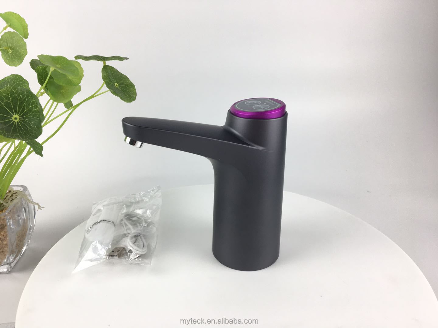 2024 Portable Rechargeable Usb Humanized Tilt Outward Faucet Water ...