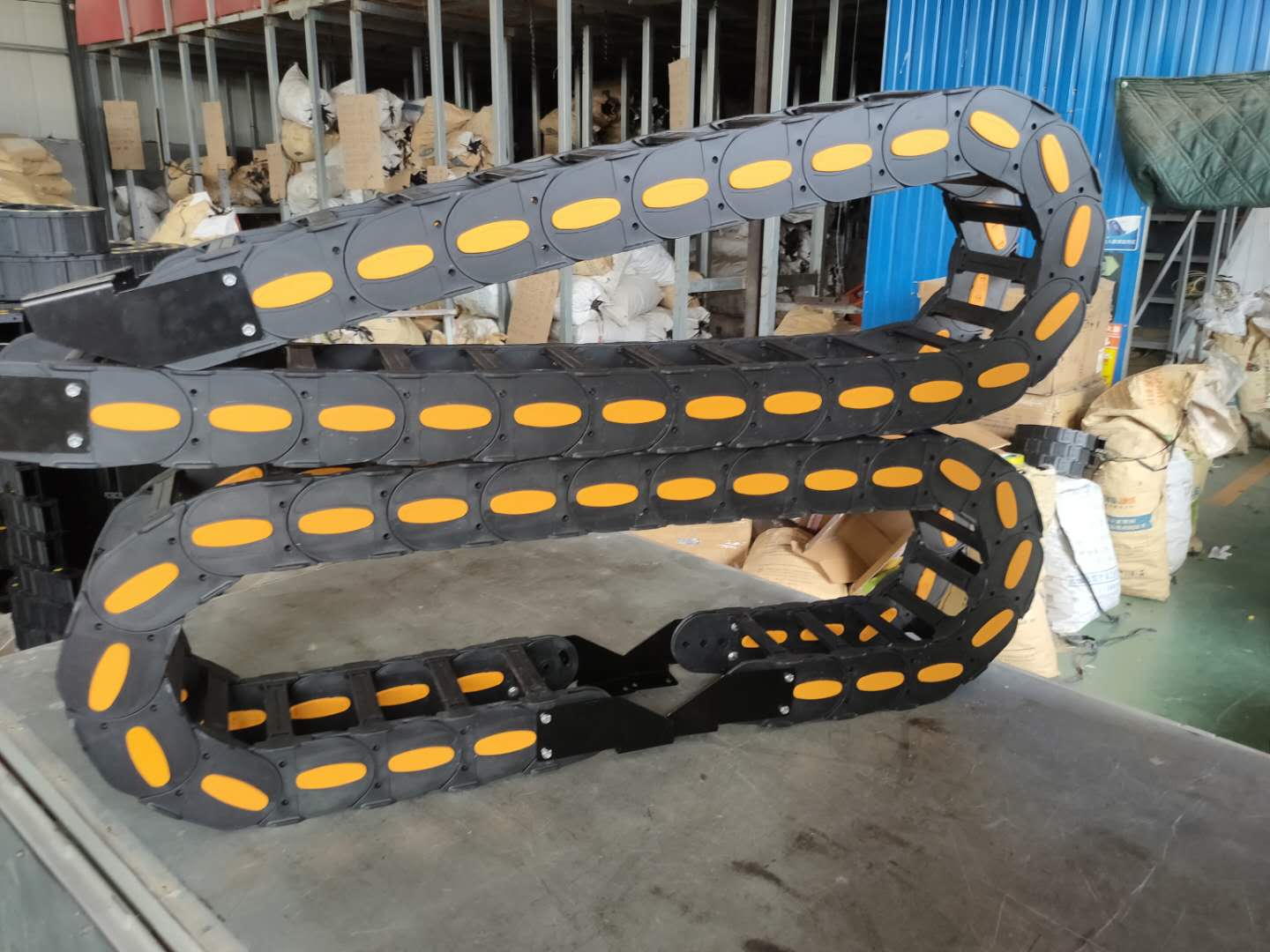 Komay Flexible Aluminum Plastic Cable Wire Track Drag Chain Carrier ...