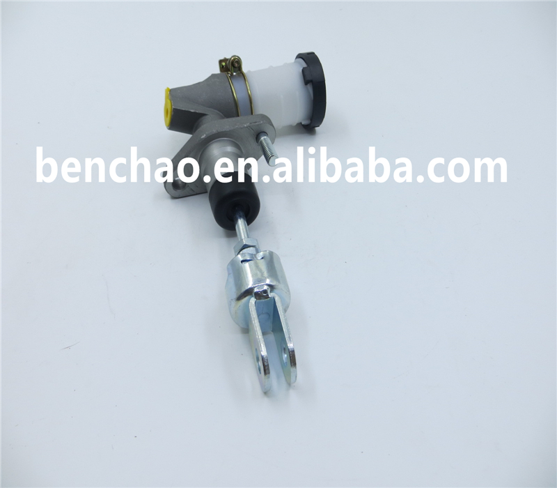 Clutch Master Cylinder 23810-65d00 For Chevrolet Suzuki Grand Vitara 2. ...