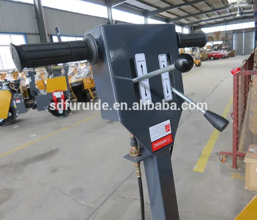 550kg Smooth Wheel Manual Roller Compactor (fyl-s600c), High Quality ...