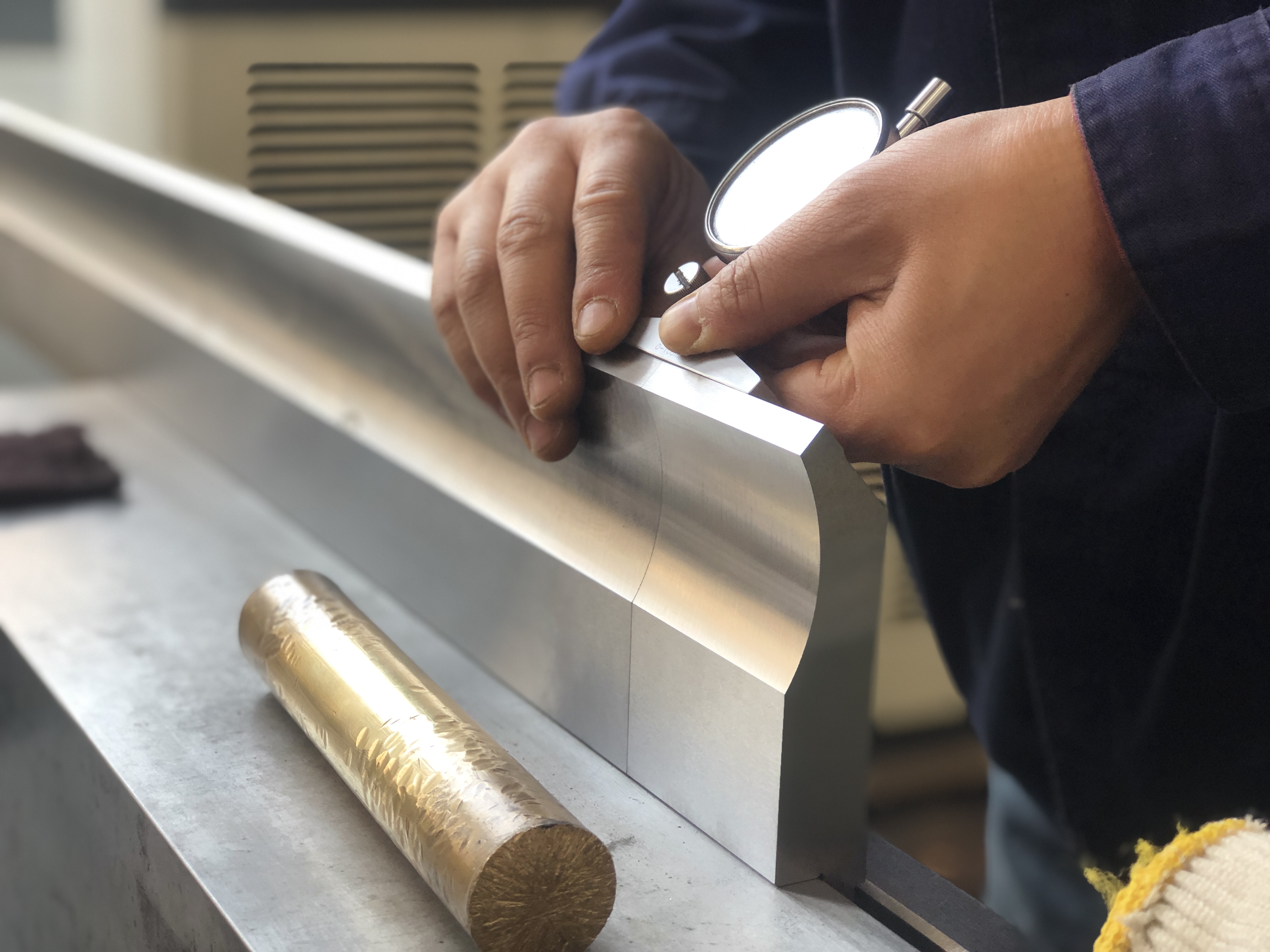 Fabmax European Standard Press Brake Gooseneck Punch Bending Machine ...