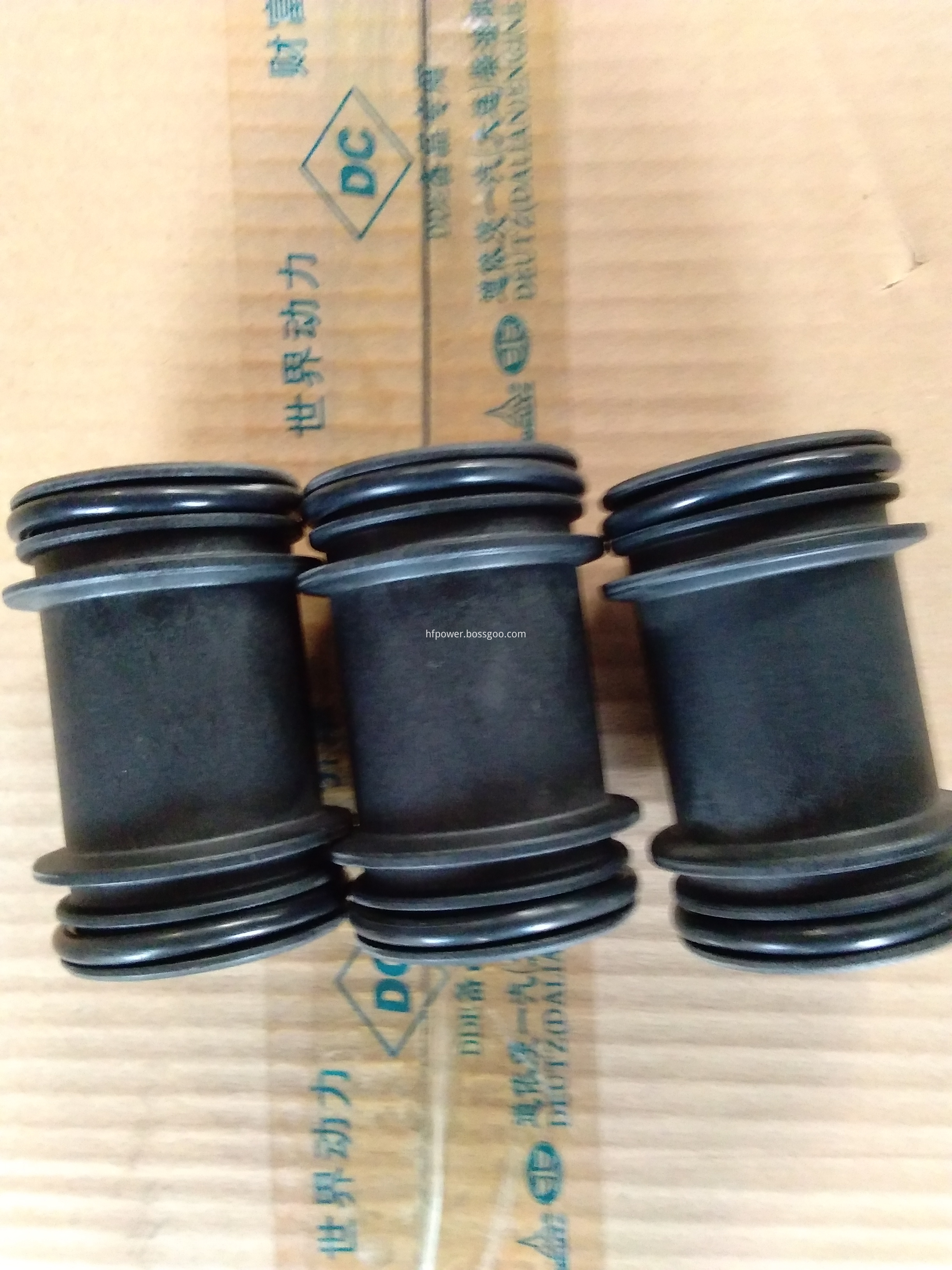 Deutz 2012에 플러그 부품 04207360, Bossgoo.com의 고품질 Deutz 2012에 플러그 부품 04207360