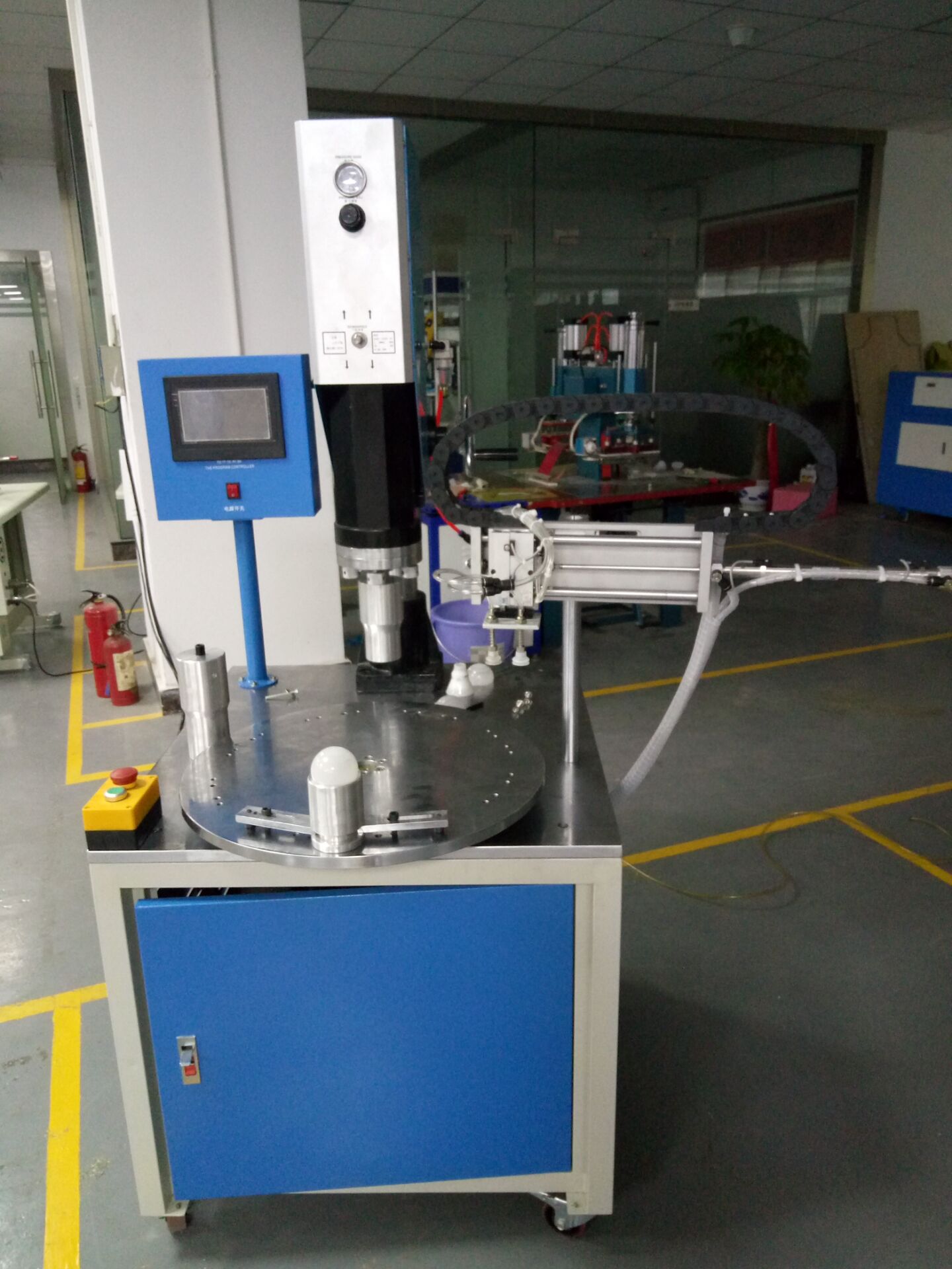 Rotary Table Pp Led Bulb Ultrasonic Welding Machine, High Quality ...