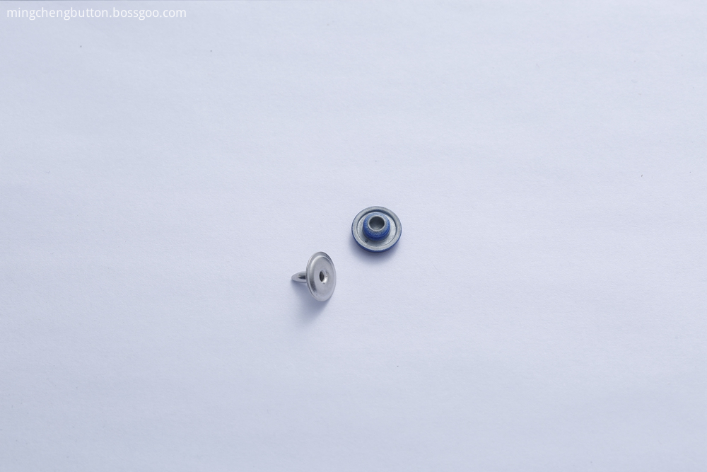 Metal Buttons For Clothes With Rich Patterns, High Quality Metal ...